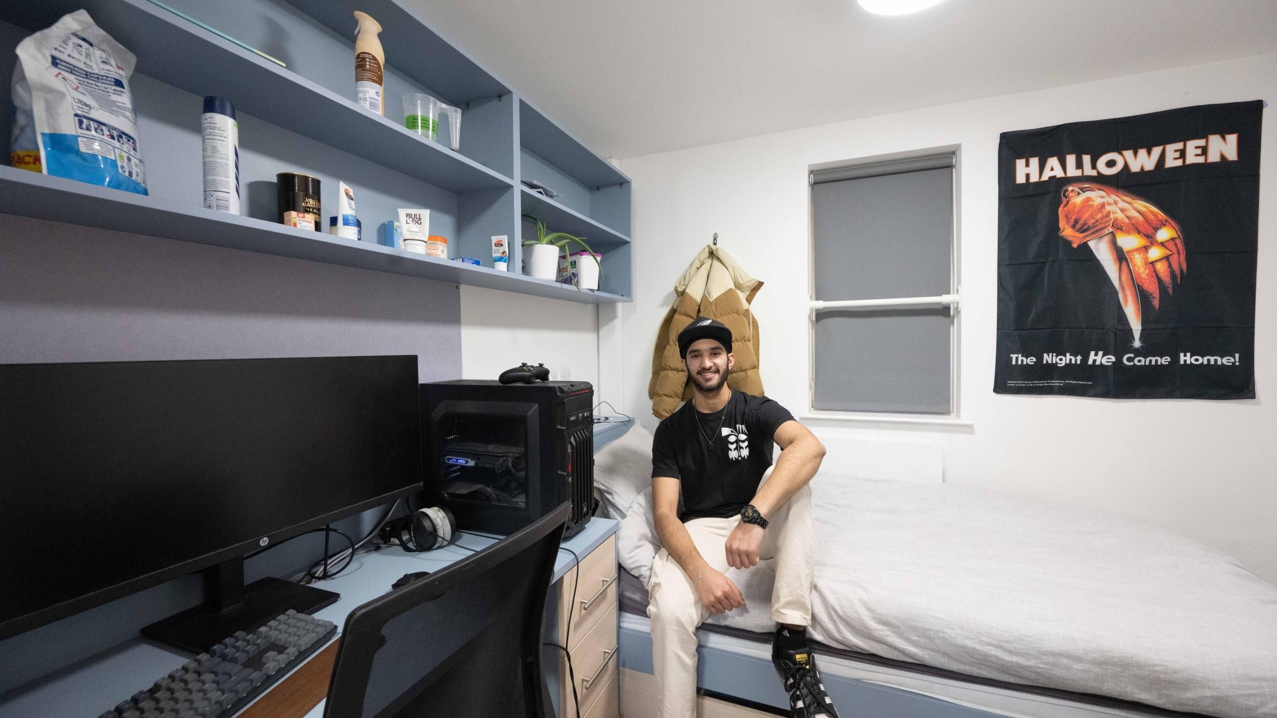 Seething Wells | Kingston University London