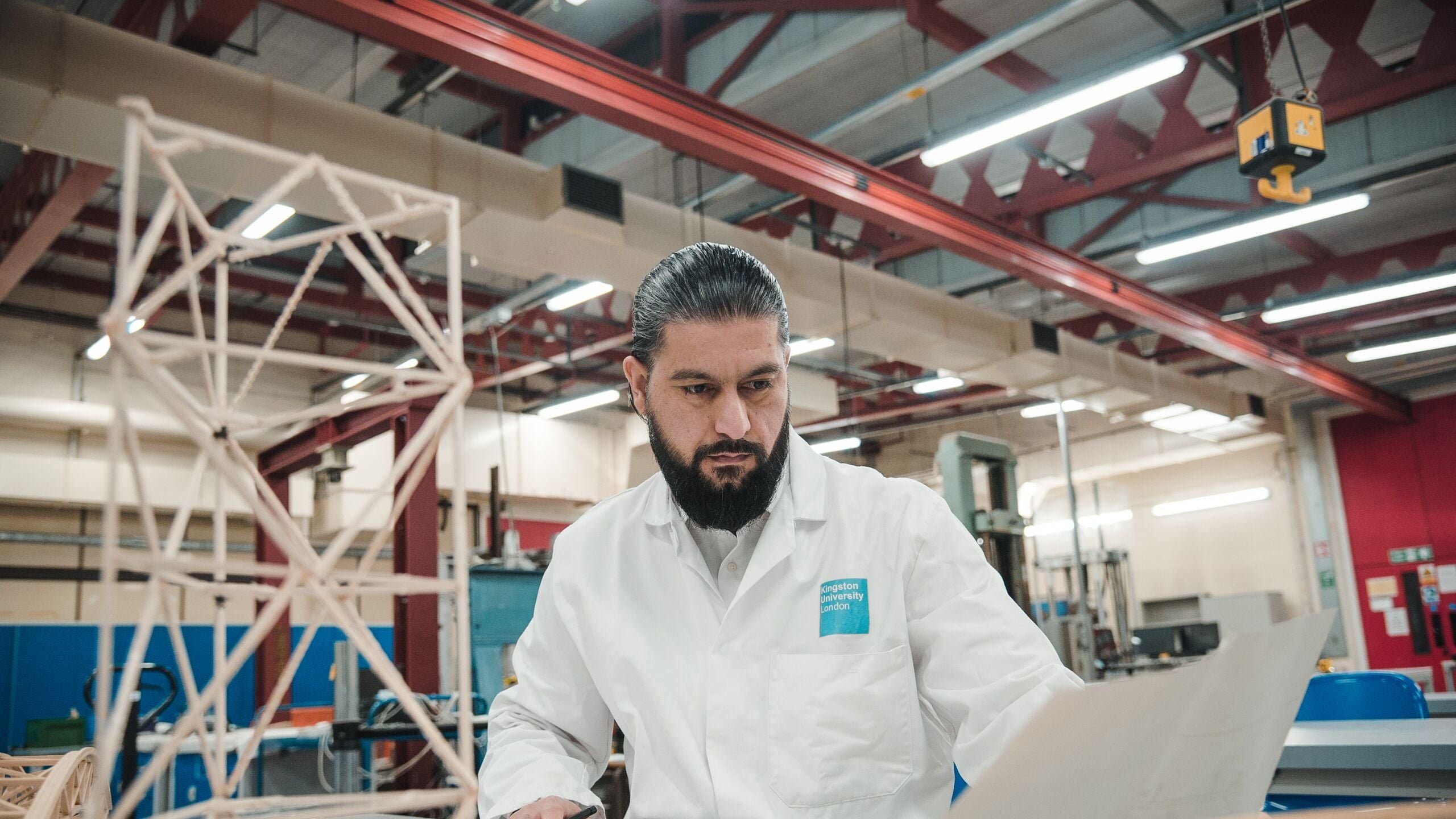 Electrical and Electronic Engineering MEng/BEng (Hons) | Kingston ...