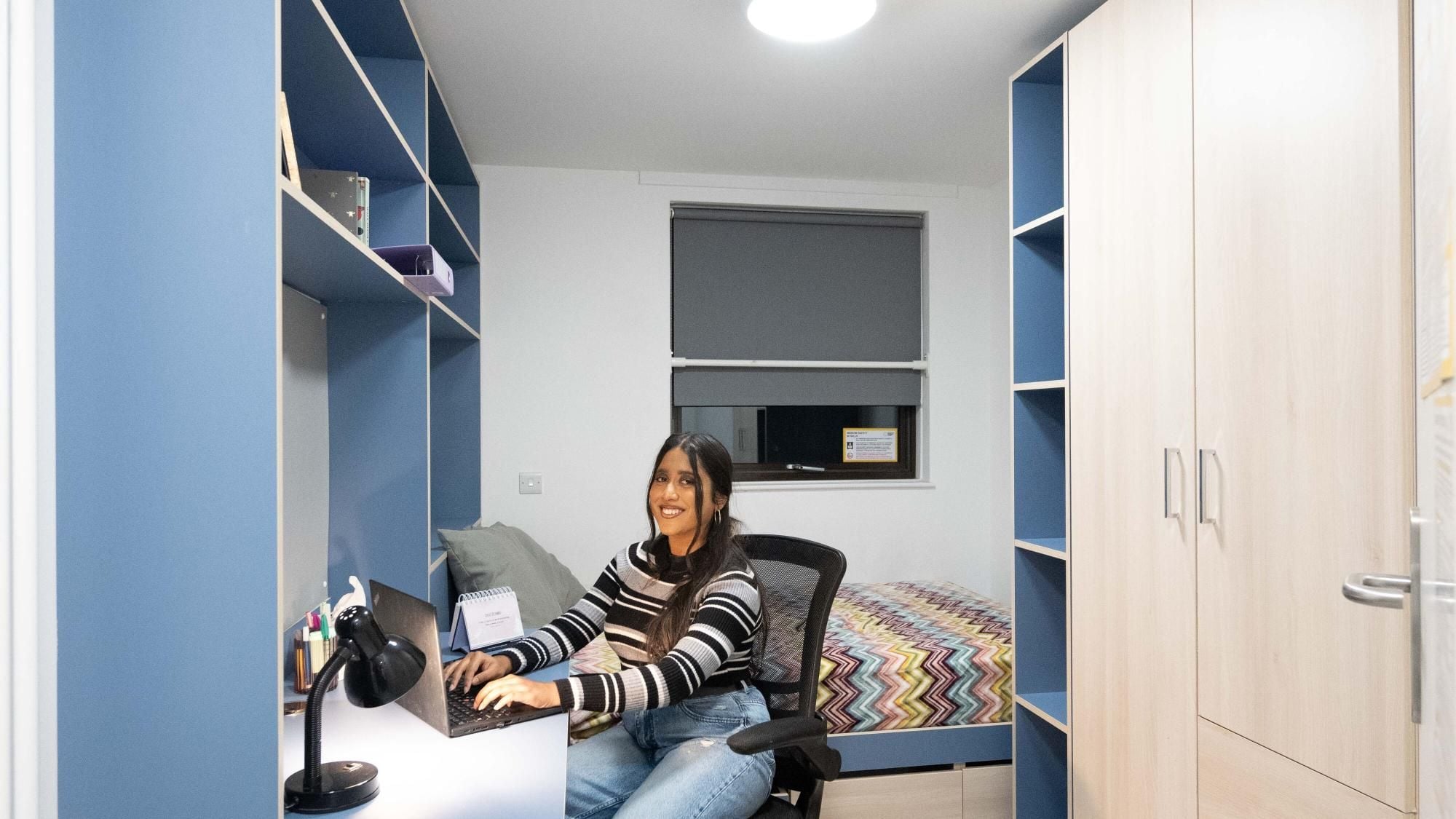 Seething Wells | Kingston University London