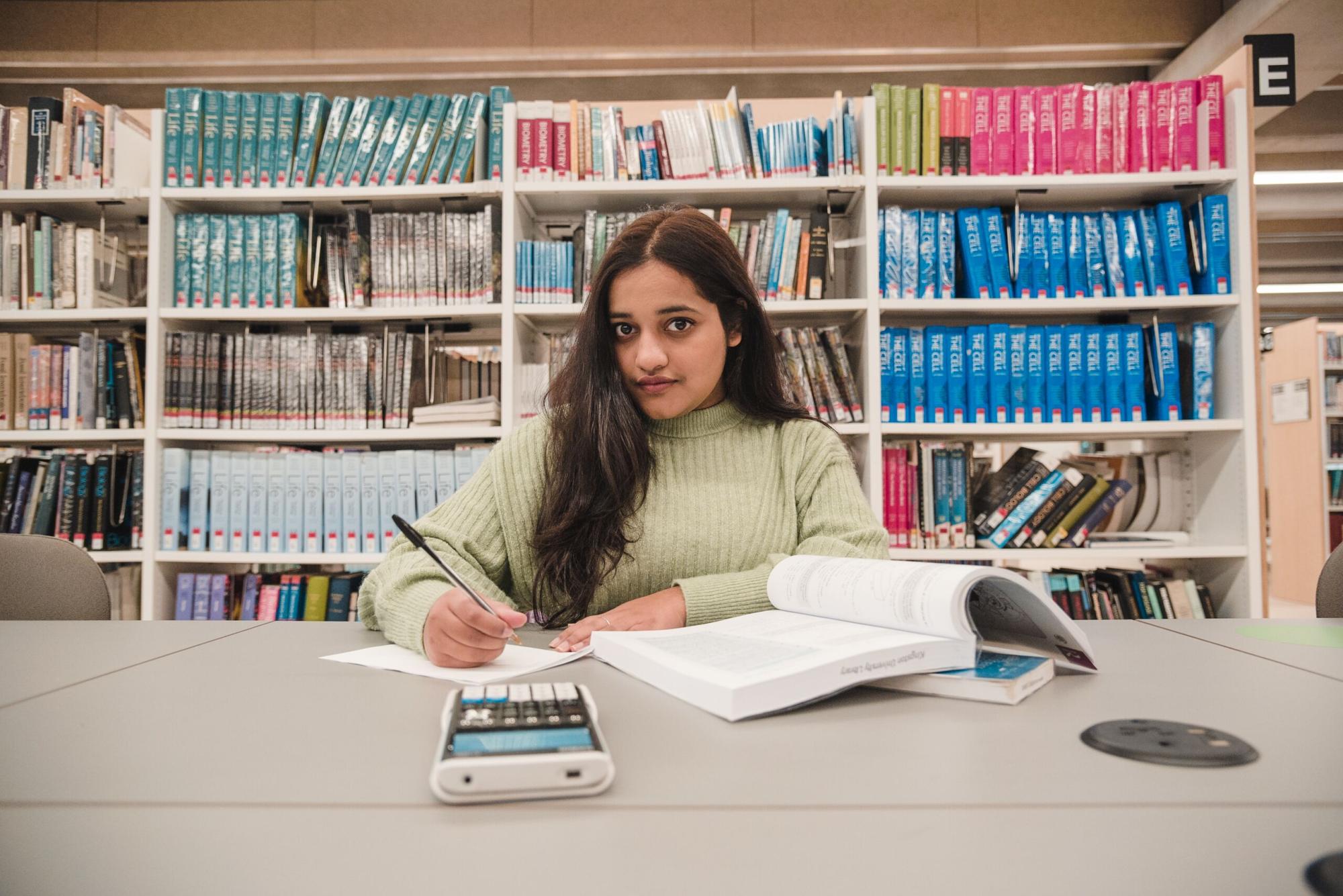 Economics BSc (Hons) | Kingston University London