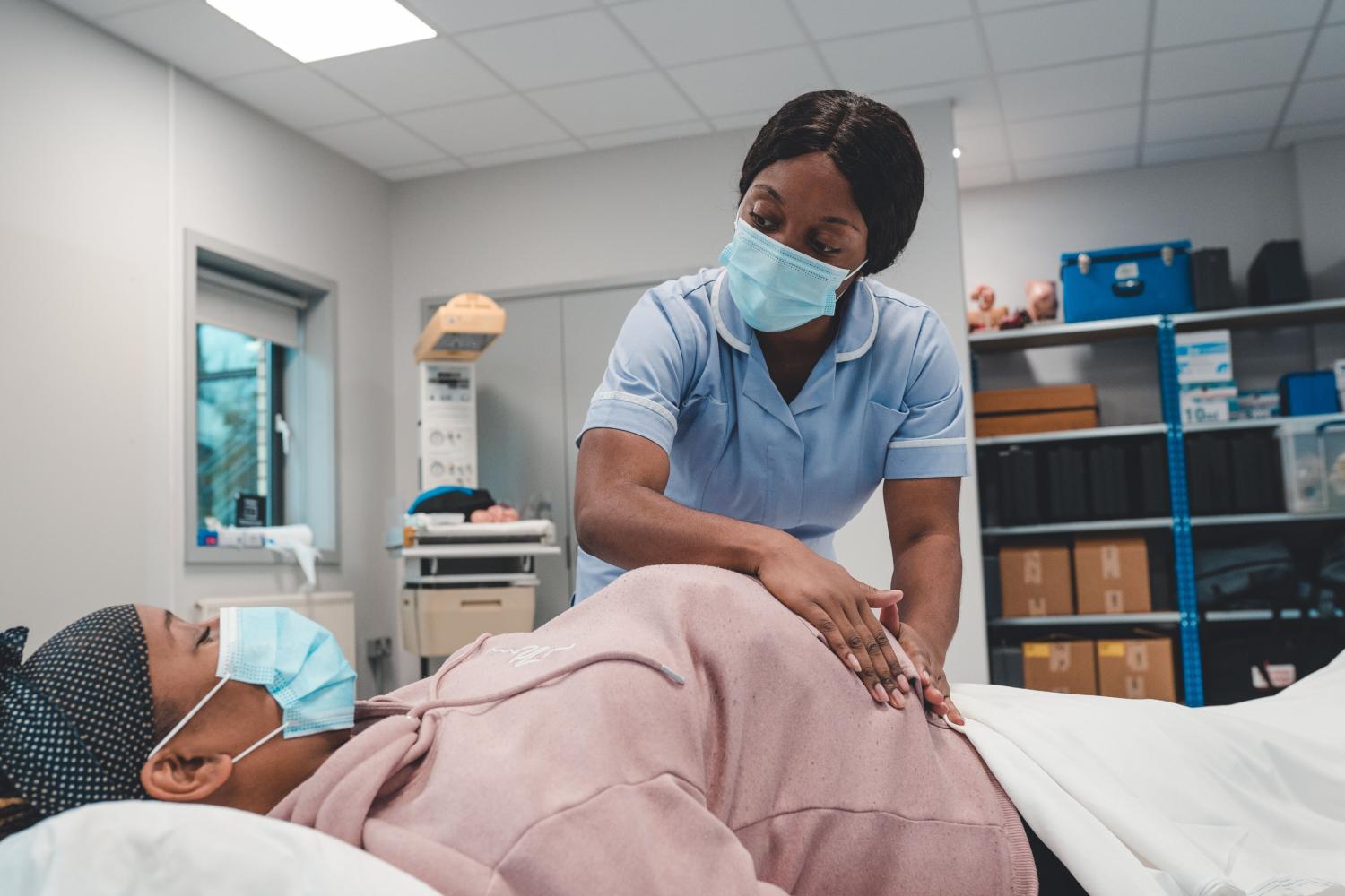 Maternity Support Worker Apprenticeship FdSc | Kingston University London