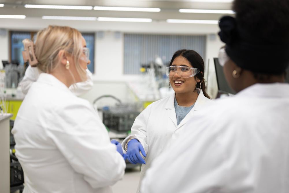 Biological Sciences BSc (Hons) | Kingston University London