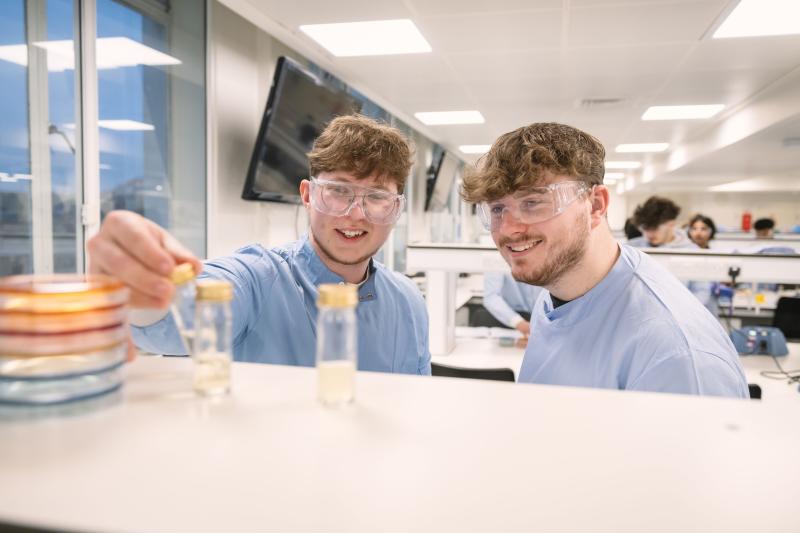 Biomedical Science BSc (Hons) | Kingston University London